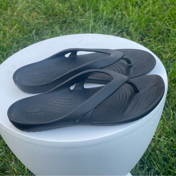 CROCS | Shoes | Crocs Sandals Womens 6 Flip Flops Iconic Comfort Navy Blue Thong Beach Travel ...